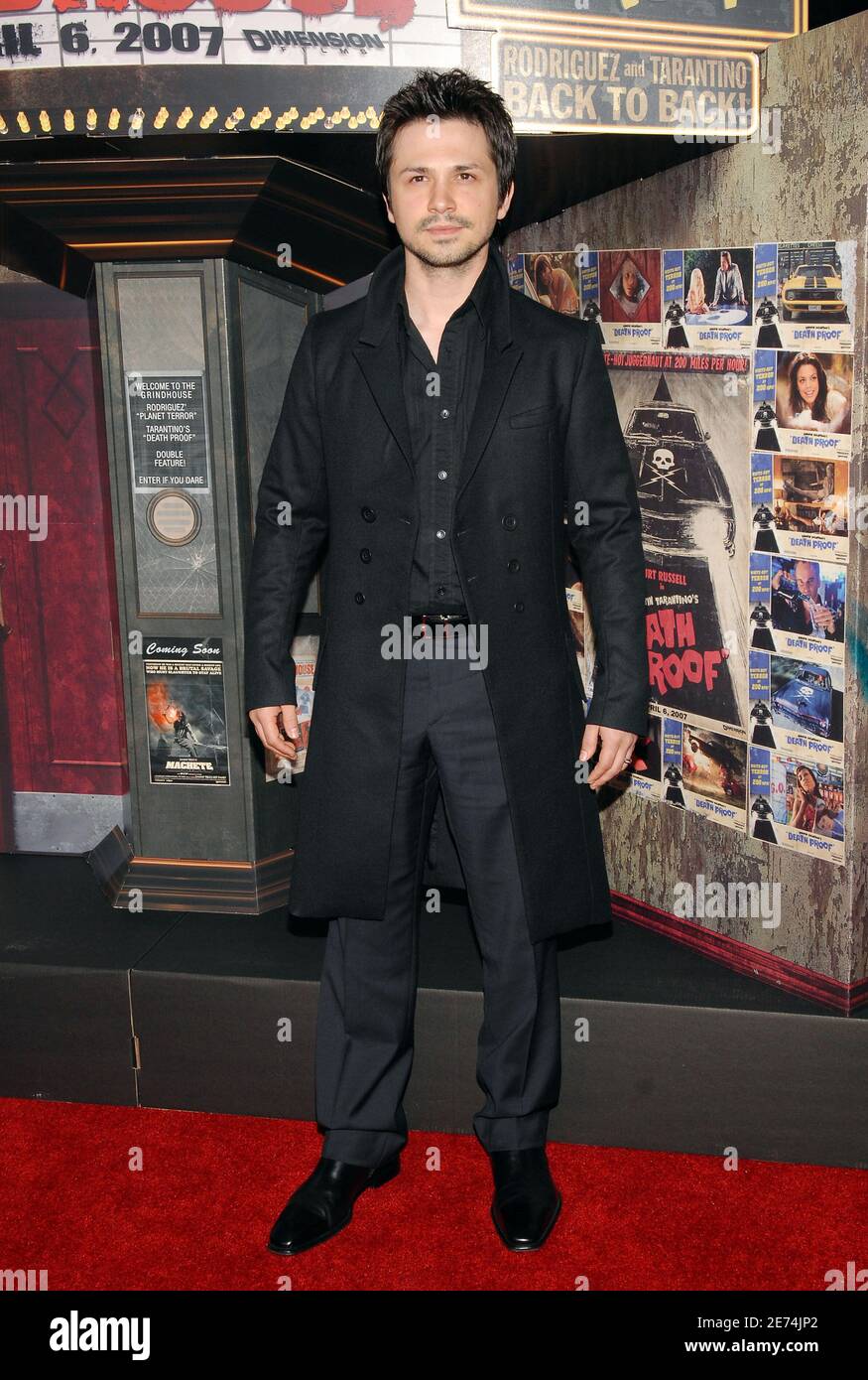 Acteur Freddy Rodriguez Photo De Freddy Rodriguez Bull : Photo