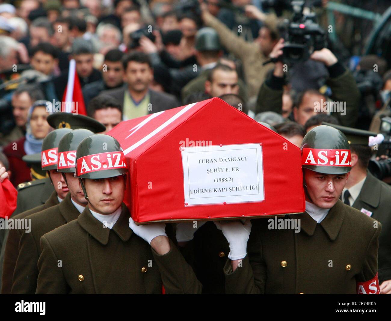 Turkish border guards hi-res stock photography and images - Alamy