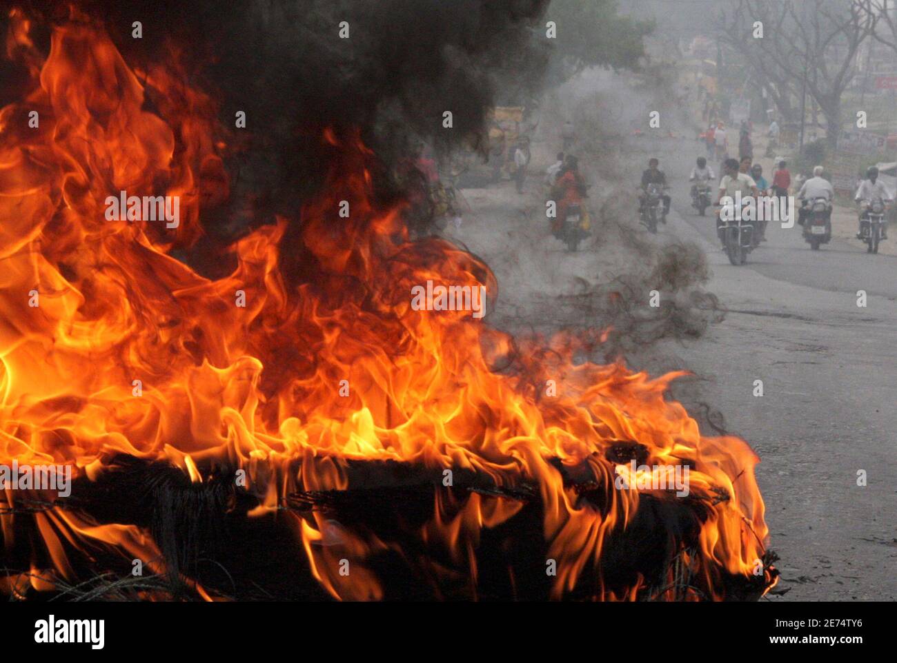 Taliban india conflict hi-res stock photography and images - Alamy