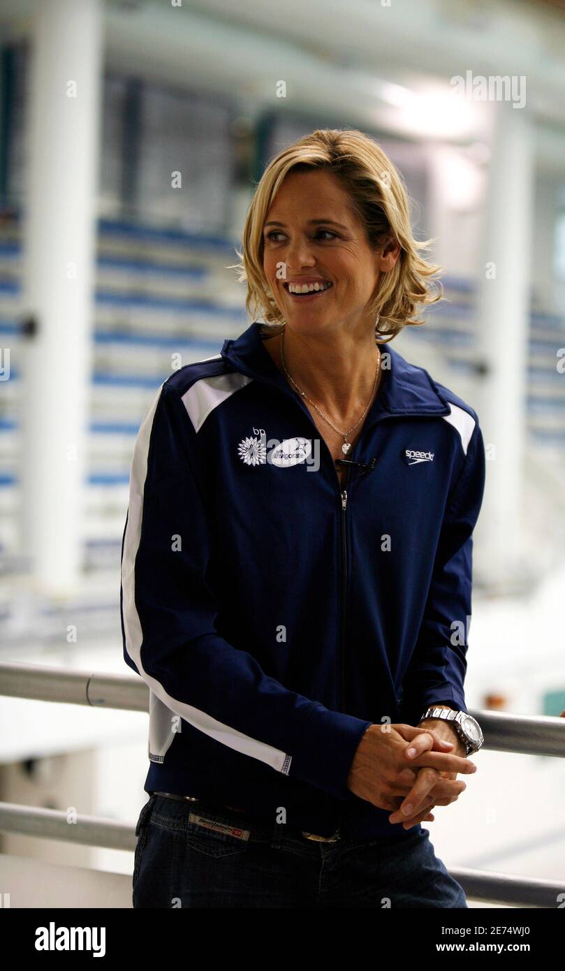 Swimming pool water feature High Resolution Stock Photography and ...