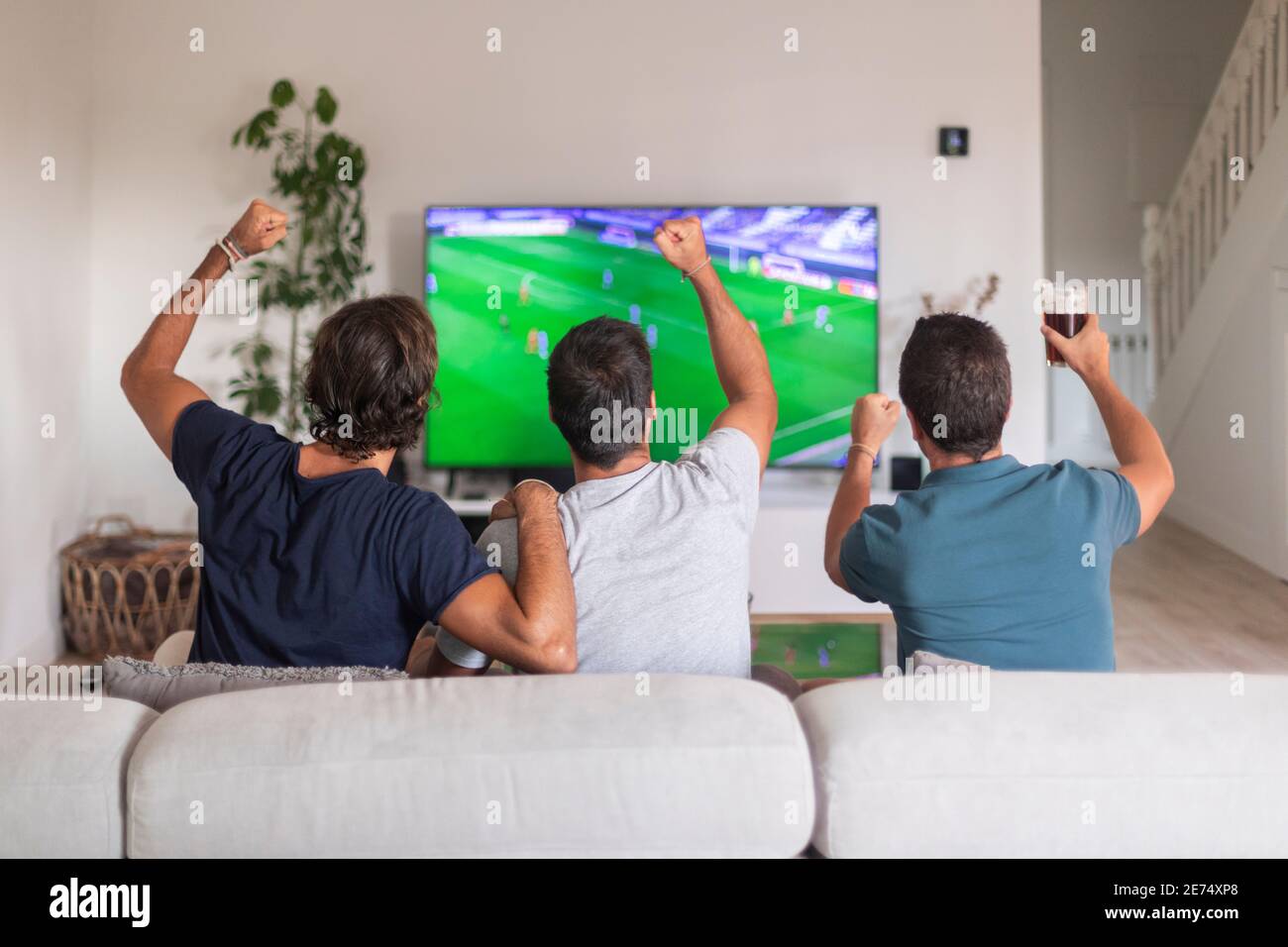 Young people screaming watching hi-res stock photography and images - Alamy