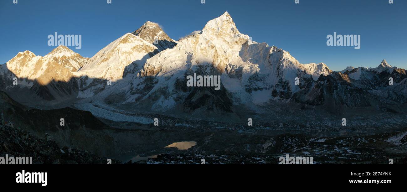 Evening panoramic view of Mount Everest from Kala Patthar - way to ...