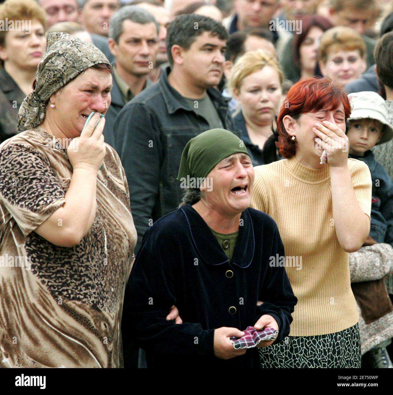 Public grieving hi-res stock photography and images - Alamy
