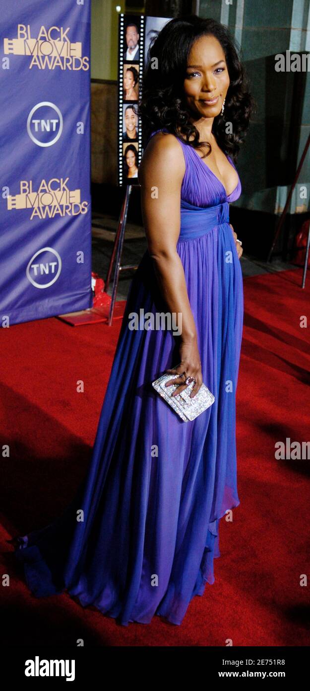 Black movie awards hi-res stock photography and images - Alamy