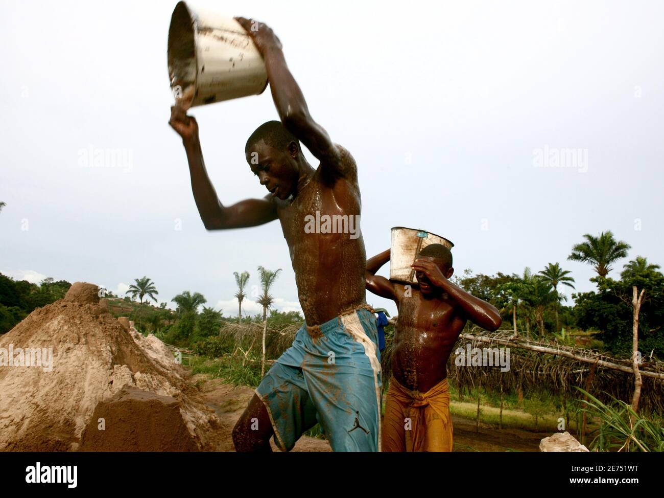 Outskirts of kinshasa hi-res stock photography and images - Alamy
