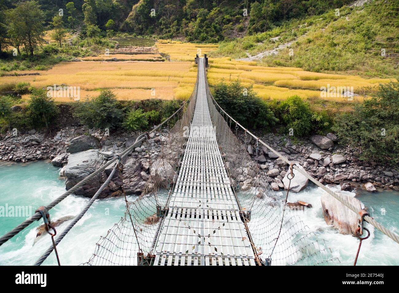 Rope suspension bridge hi-res stock photography and images - Alamy