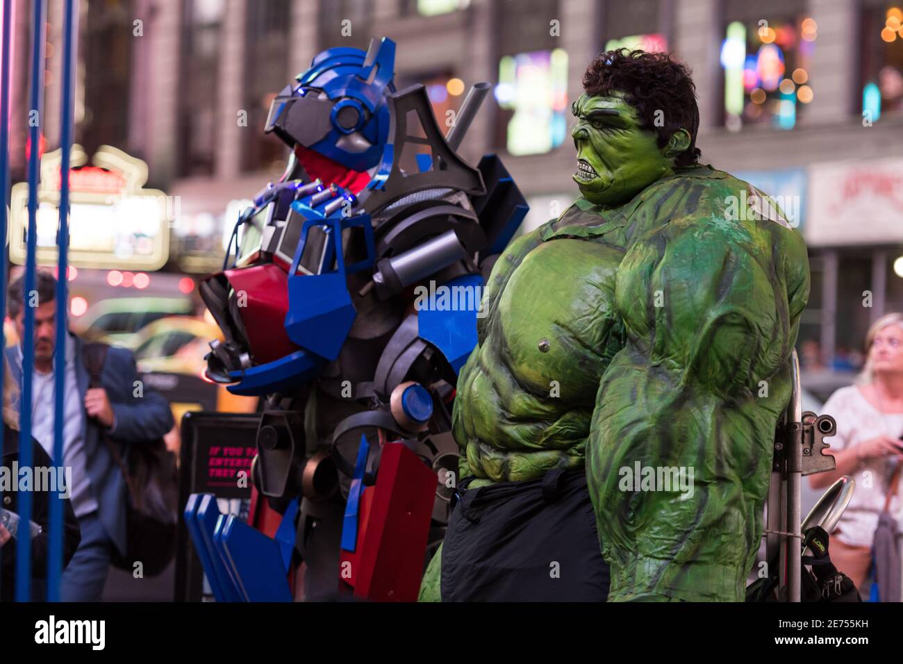 New York, USA. 23 Jun, 2019. The Hulk in Times Square late in the ...