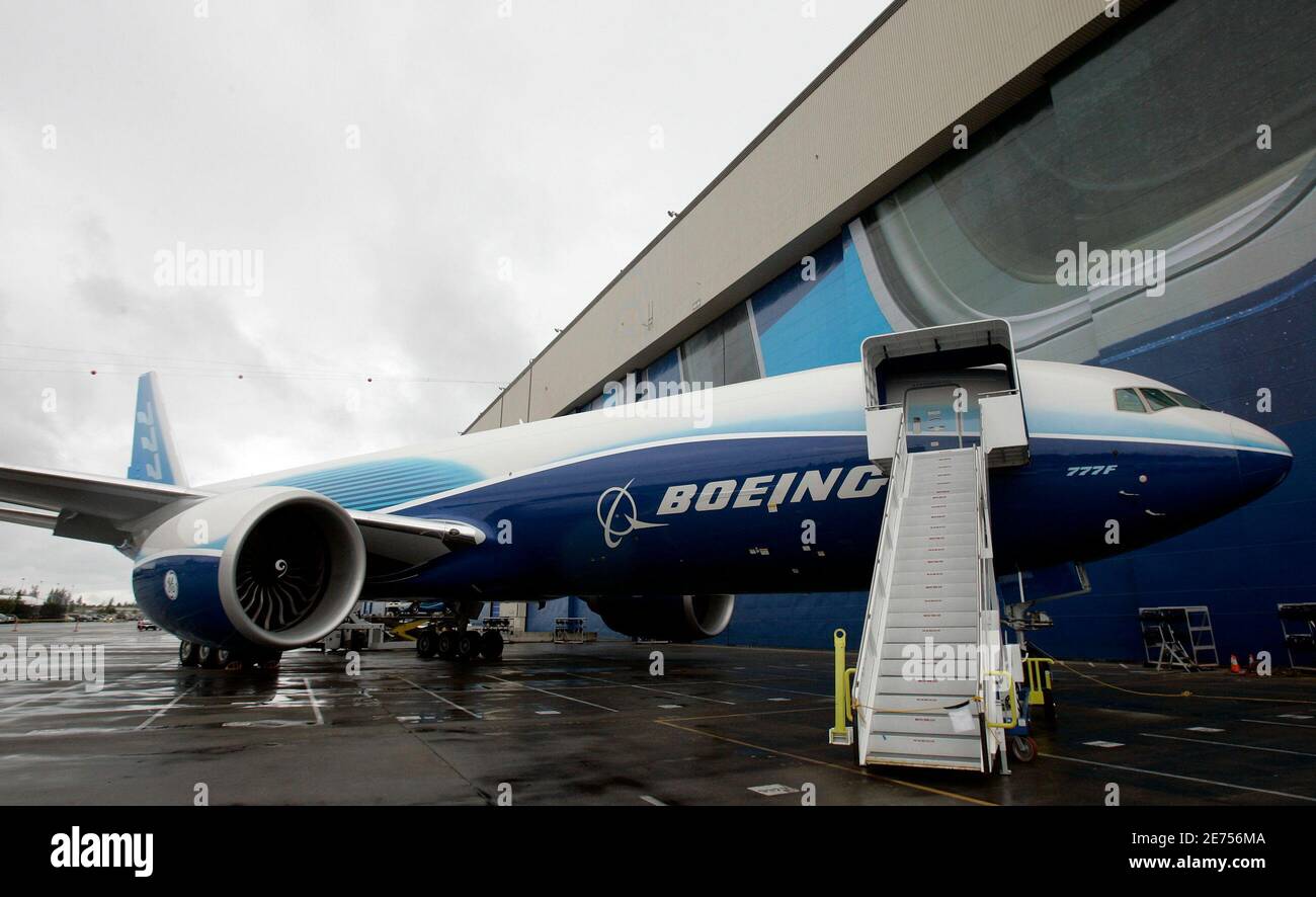 Boeing 777 Freighter High Resolution Stock Photography and Images - Alamy