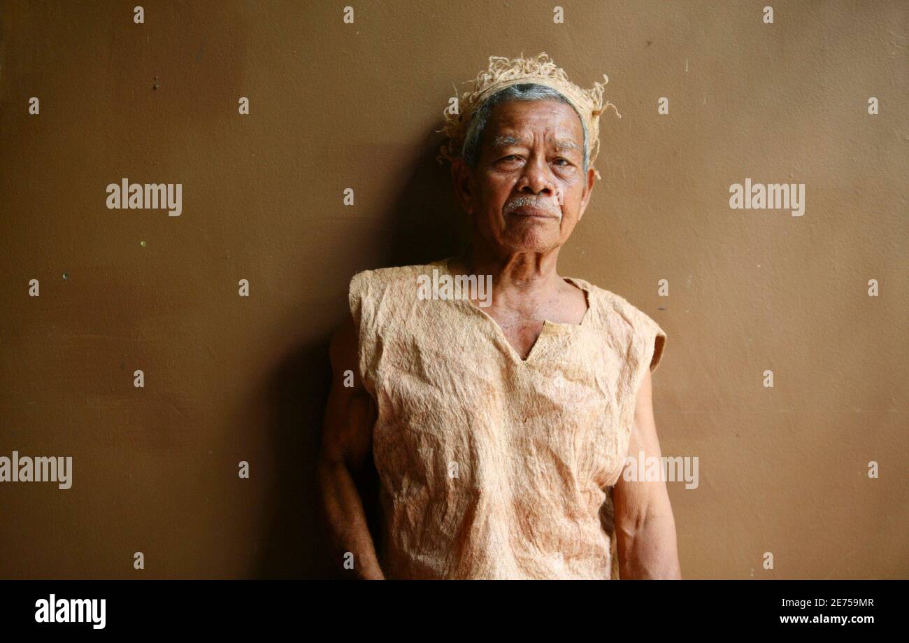 Temuan people hi-res stock photography and images - Alamy