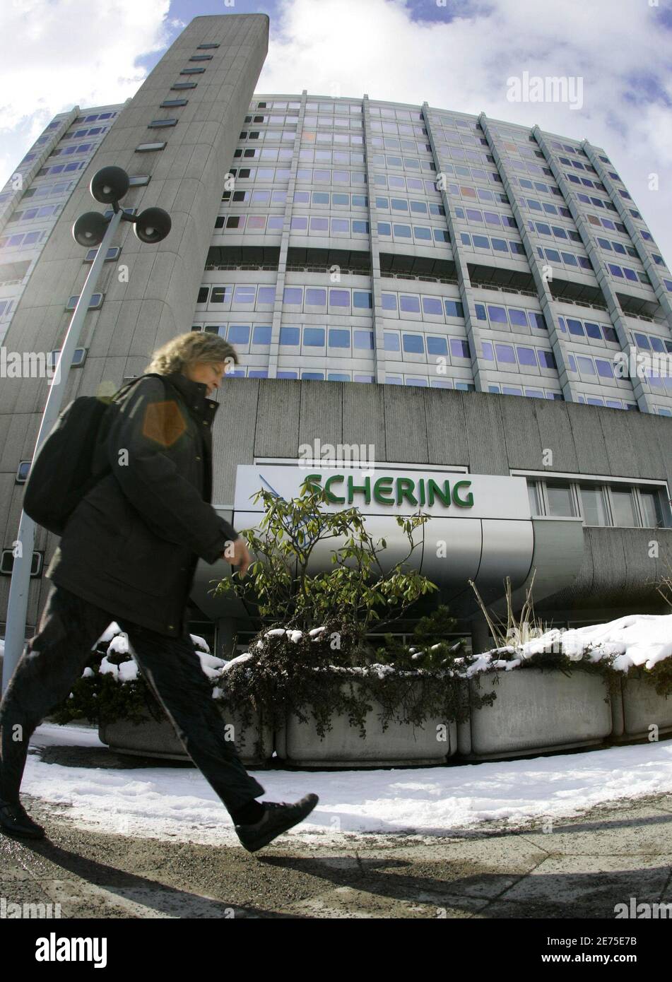 Merck germany headquarters hi-res stock photography and images - Alamy