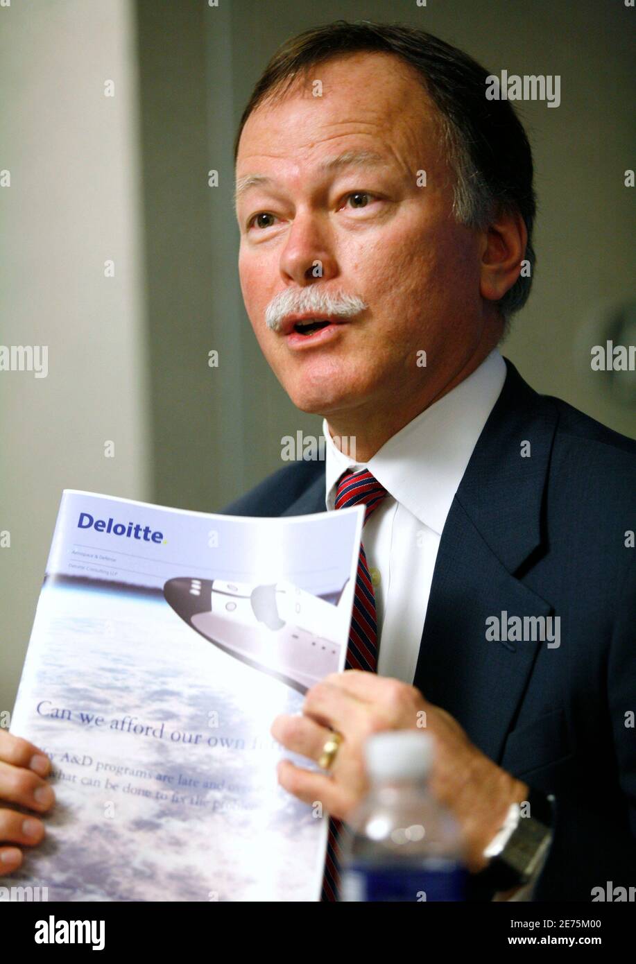 Deloitte summit hi-res stock photography and images - Alamy