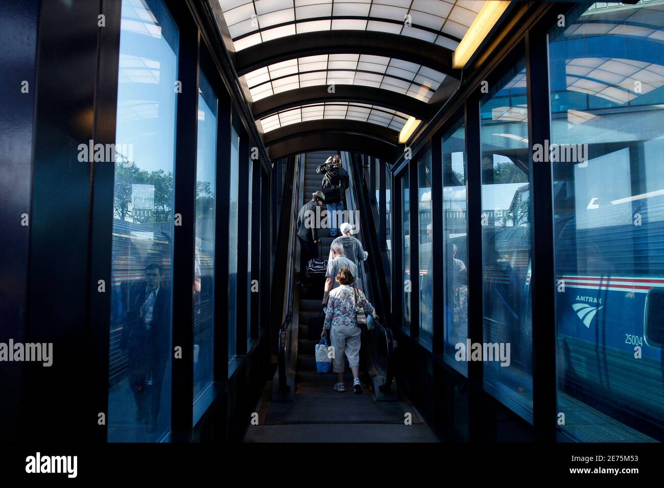 Amtrak train routes hi-res stock photography and images - Alamy