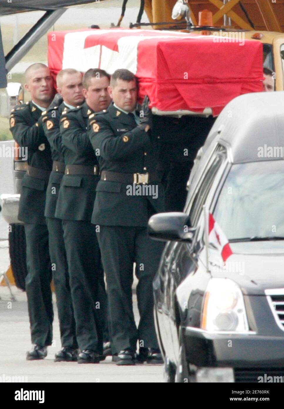 Canada canadian trenton repatriation hi-res stock photography and ...