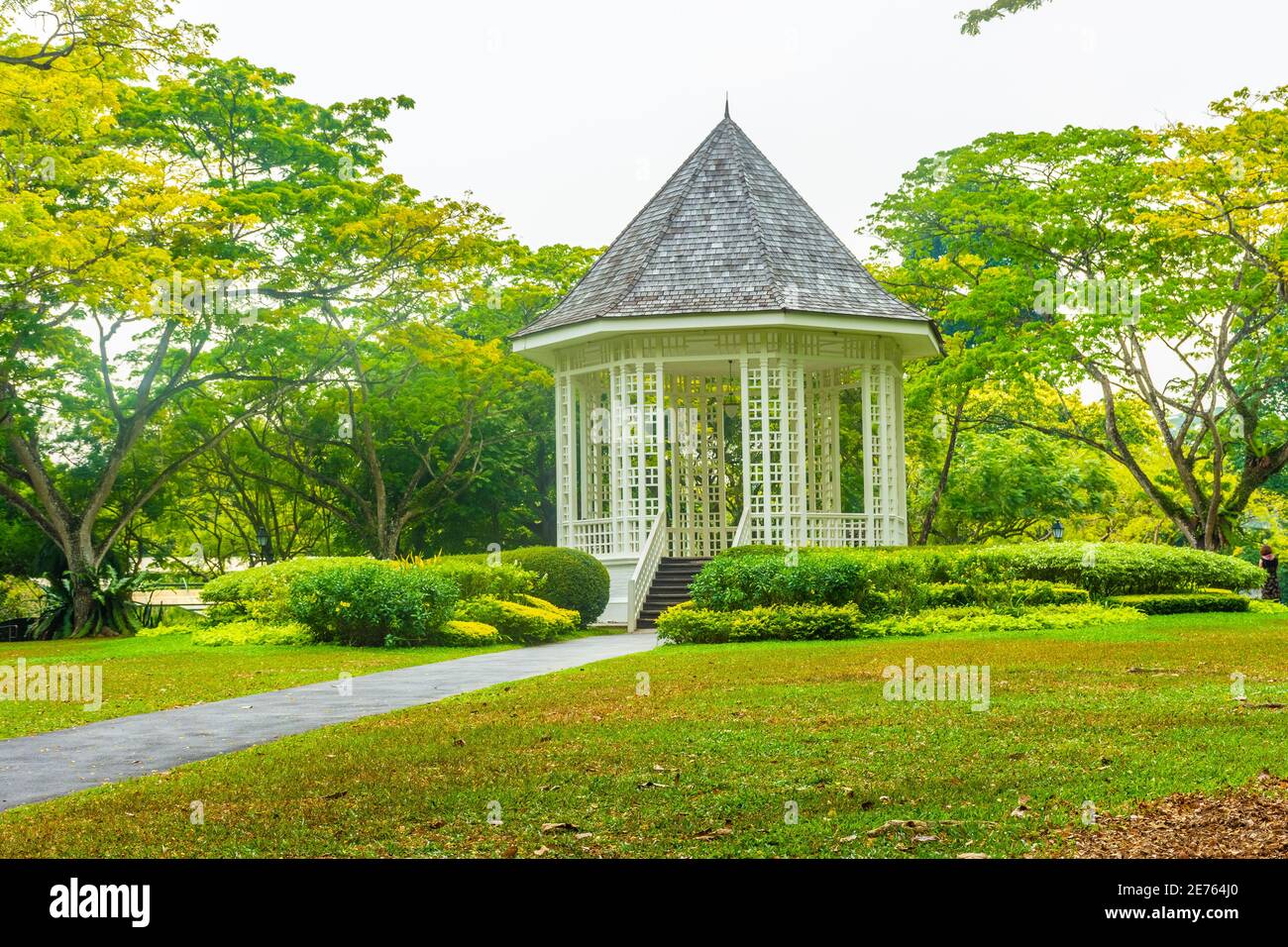 Pavilion in Singapore Botanic Gardens Stock Photo - Alamy