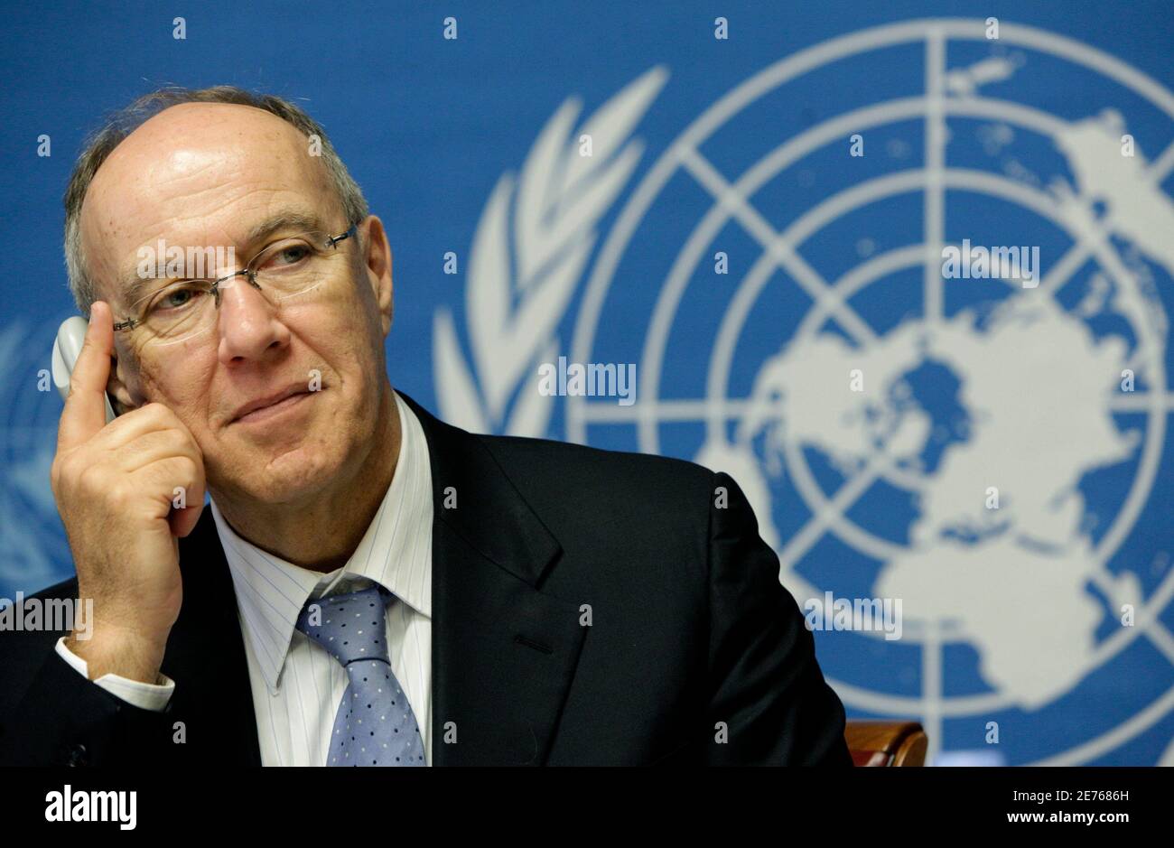 World patent hi-res stock photography and images - Alamy