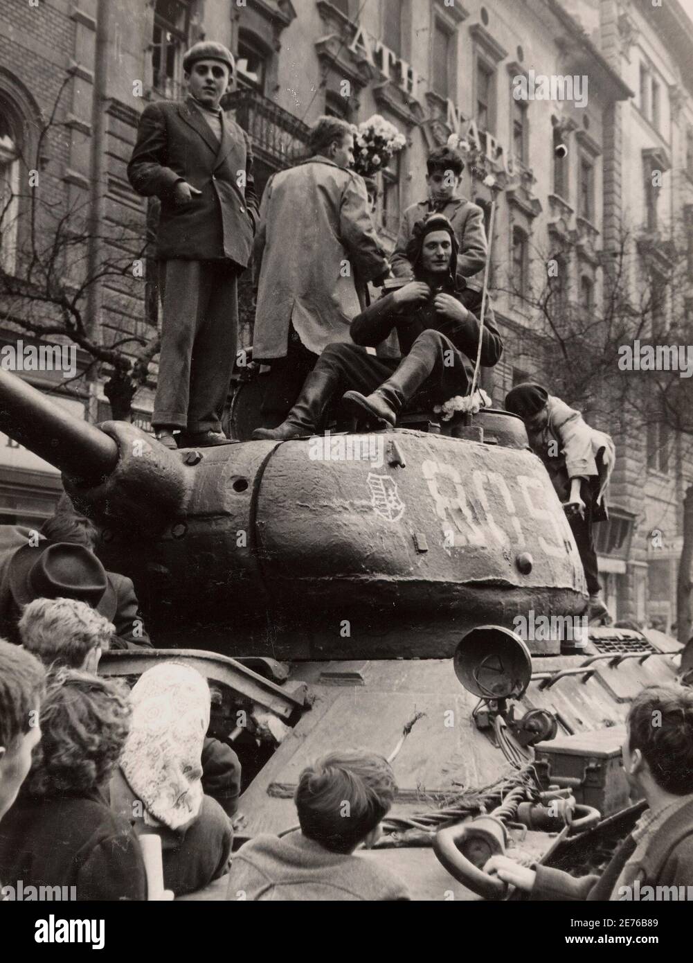 Soviet tank budapest hi-res stock photography and images - Alamy