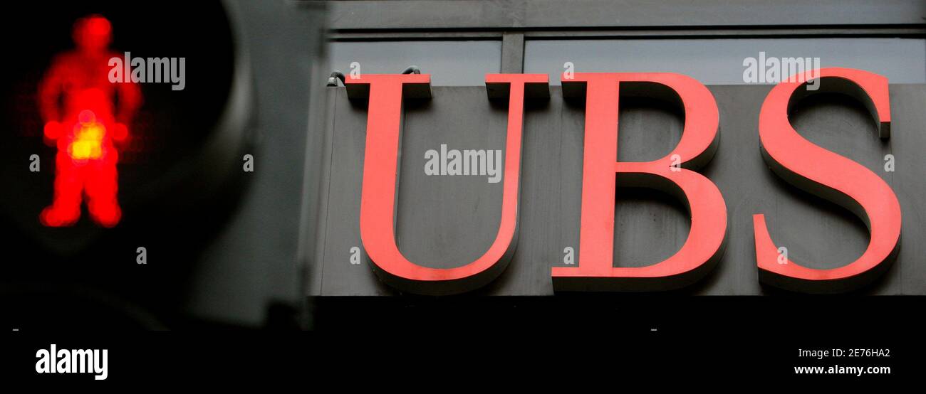Logo of ubs london hi-res stock photography and images - Alamy