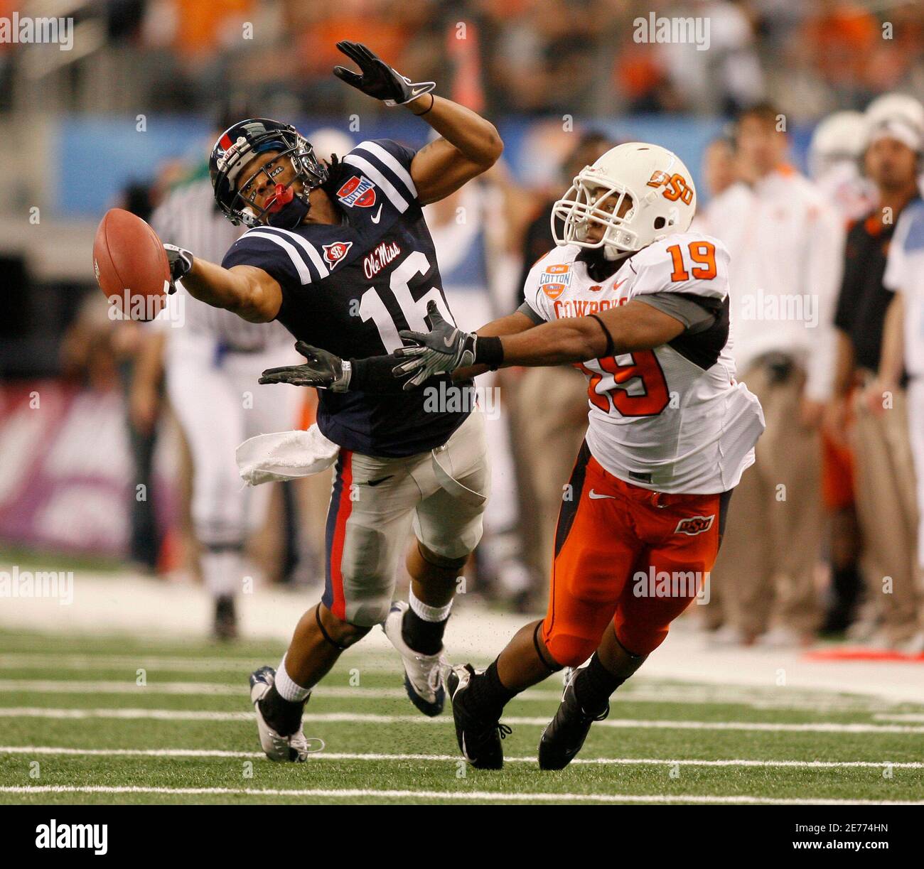 Mississippi wide receiver markeith summers hi-res stock photography and ...