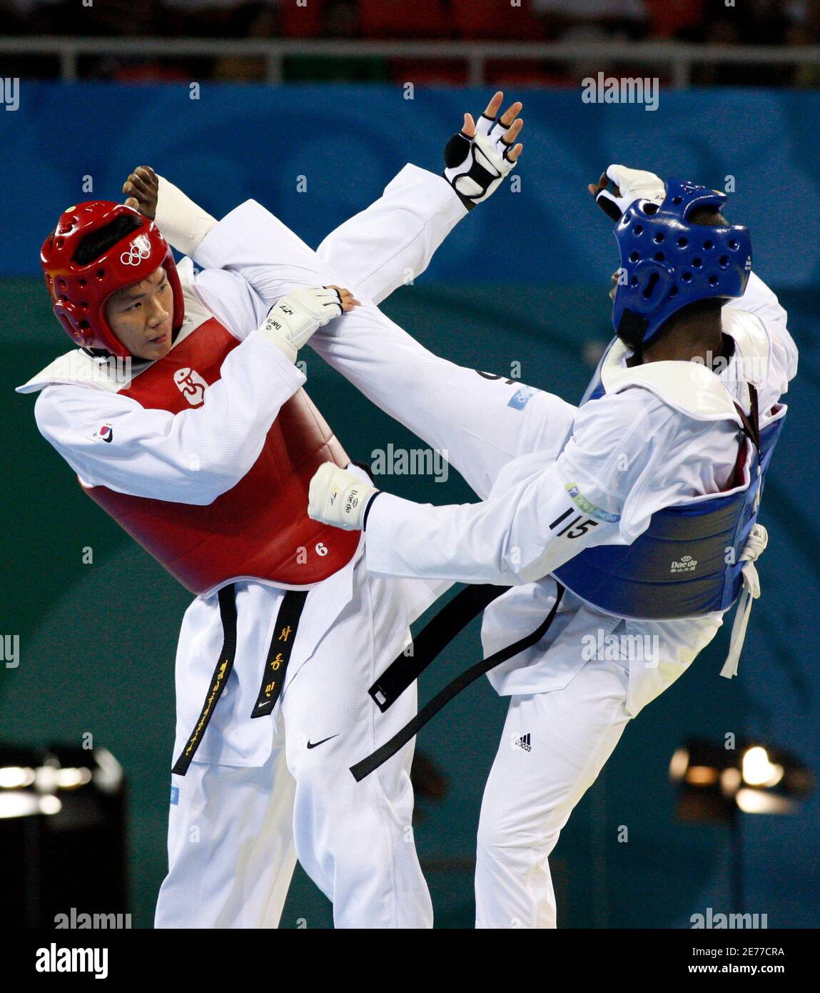 Taekwondo olympic south korea hi-res stock photography and images - Alamy