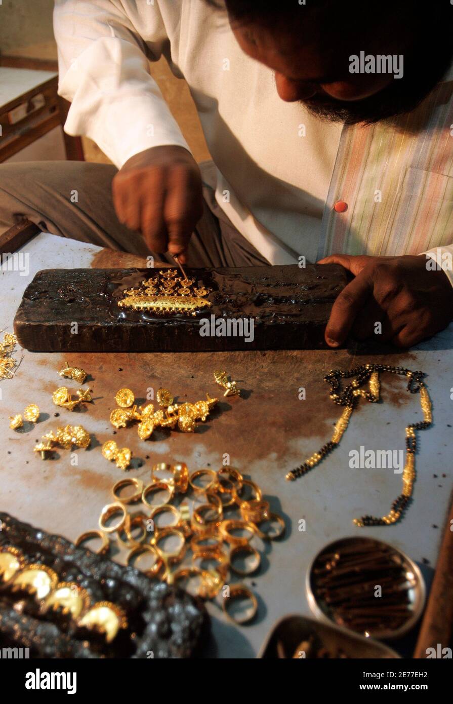 Goldsmith india hi-res stock photography and images - Alamy