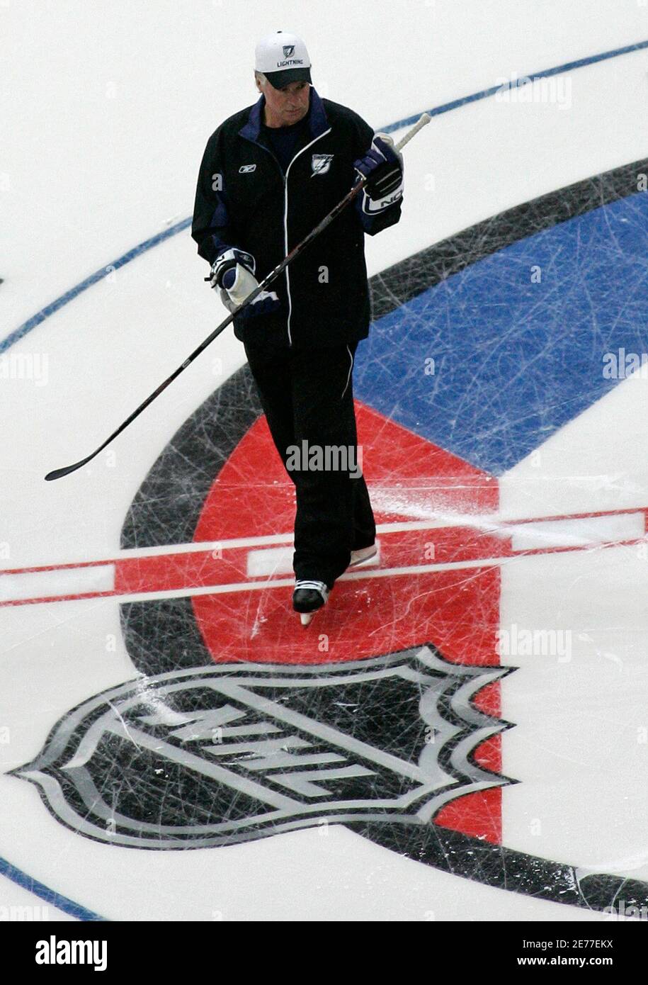 Barry melrose hockey hi-res stock photography and images - Alamy