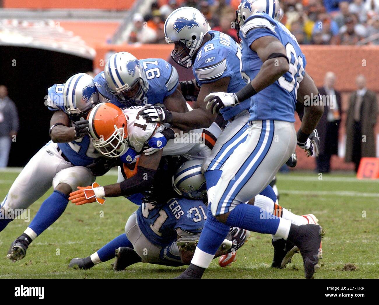 Cleveland browns detroit lions hi-res stock photography and images - Alamy