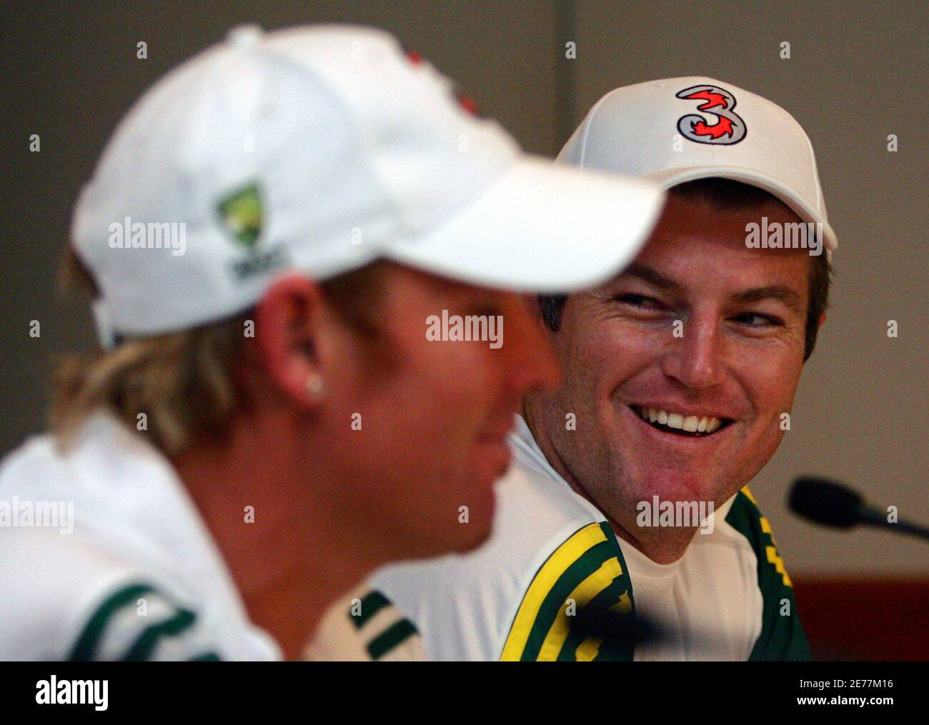 Australian cricket bowlers hi-res stock photography and images - Alamy