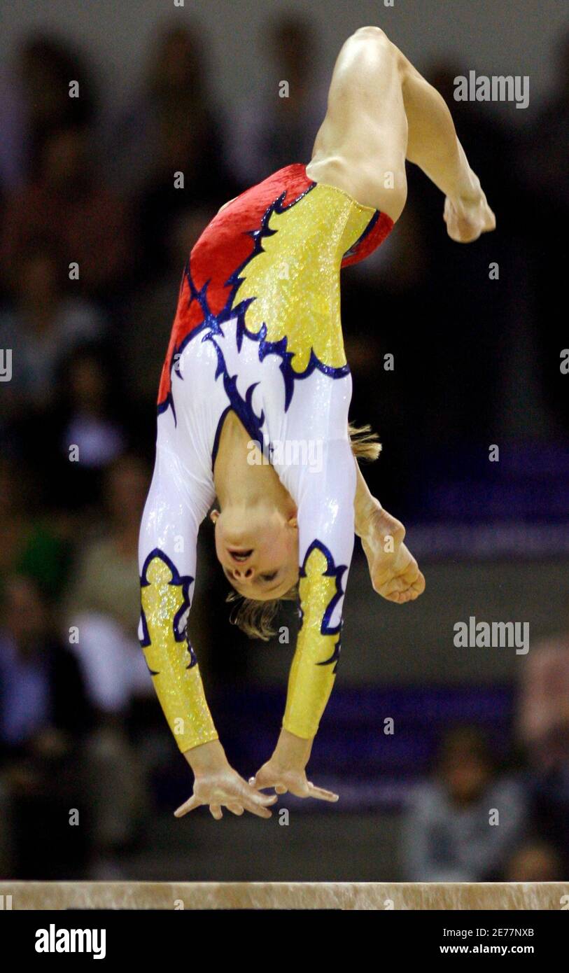 Sandra Izbasa High Resolution Stock Photography and Images - Alamy
