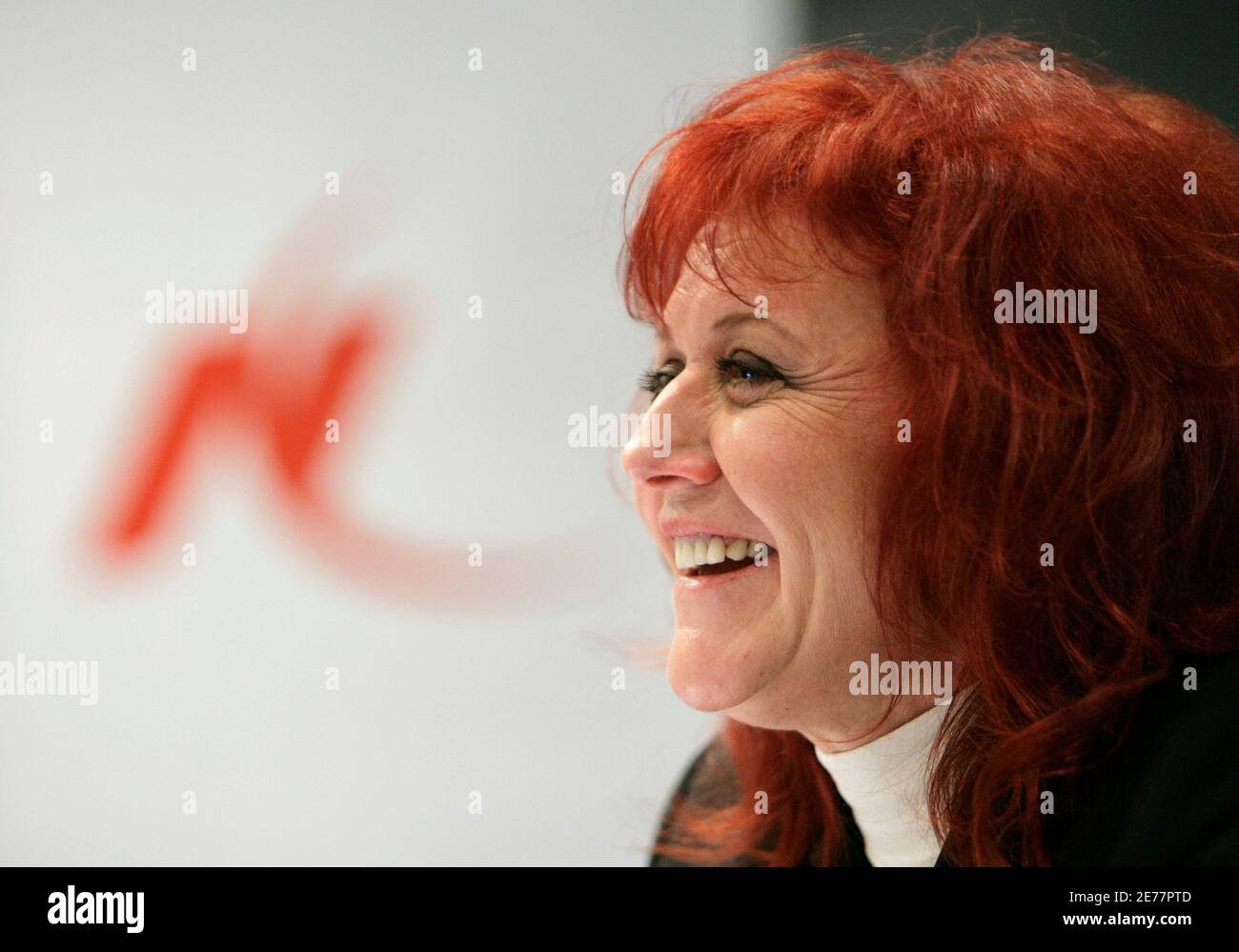 Aesthetic solutions company hi-res stock photography and images - Alamy