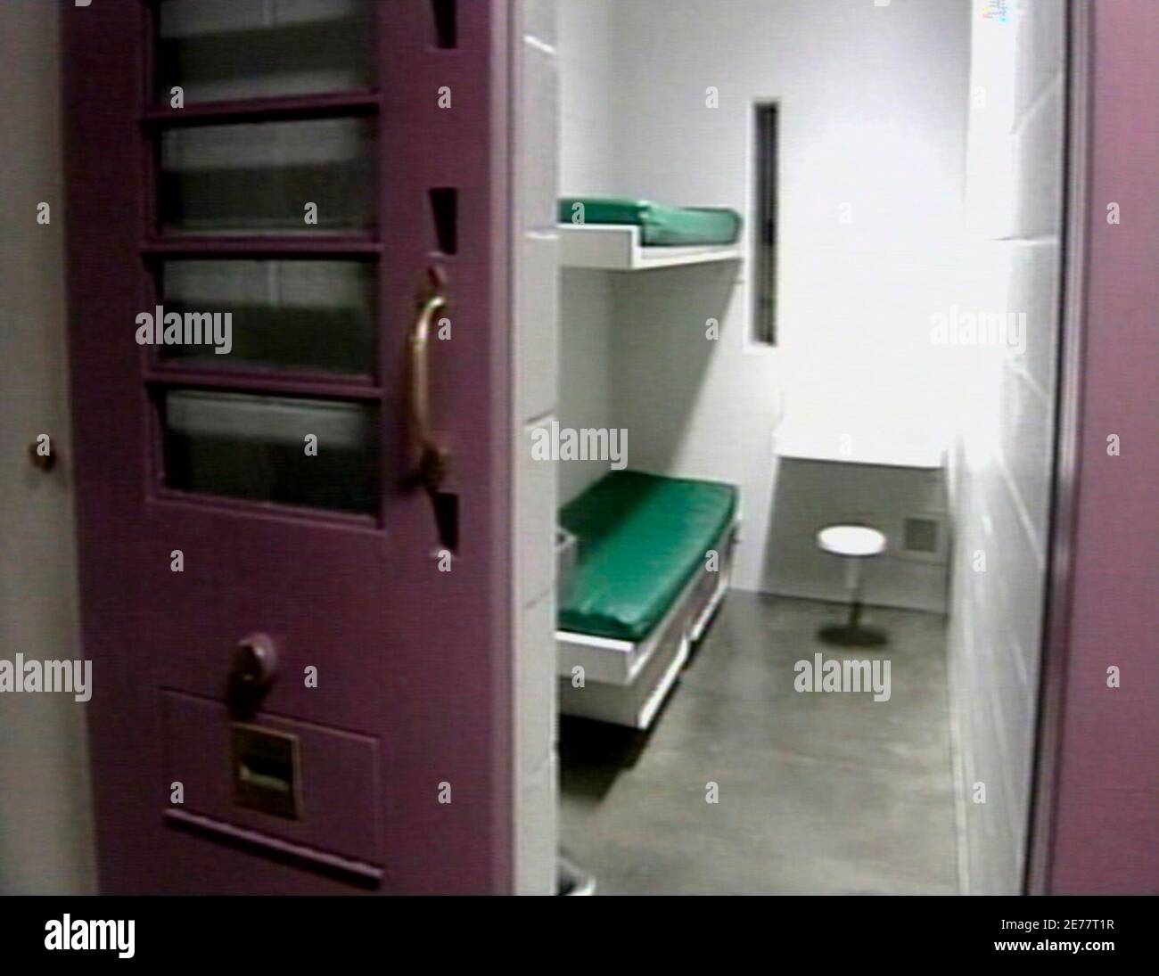 Tv in prison cell hi-res stock photography and images - Alamy