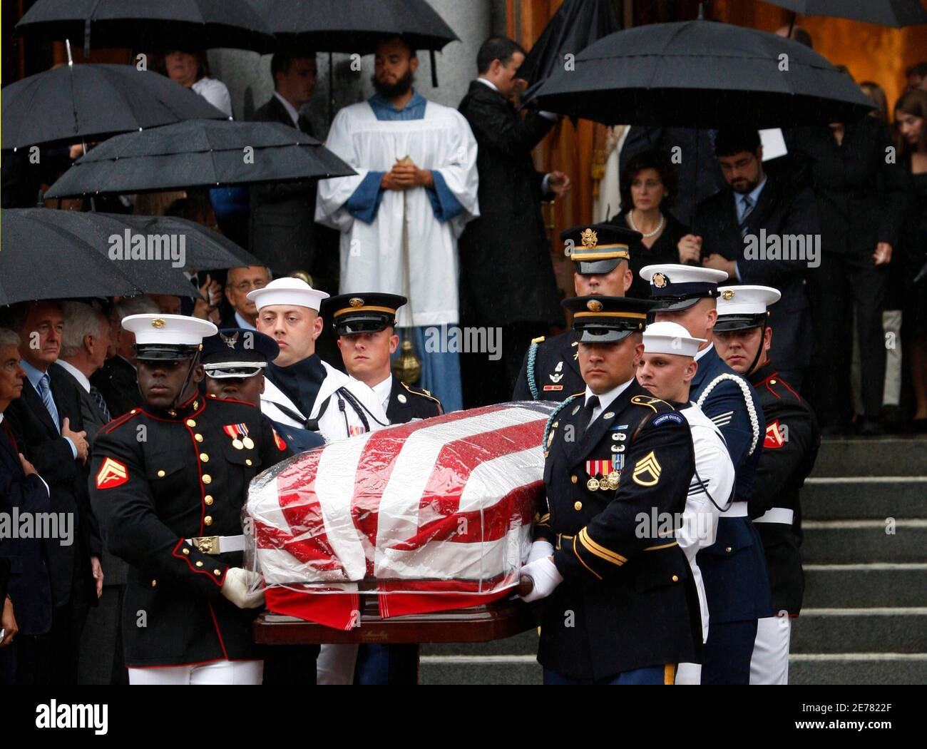 Curran raclin hi-res stock photography and images - Alamy