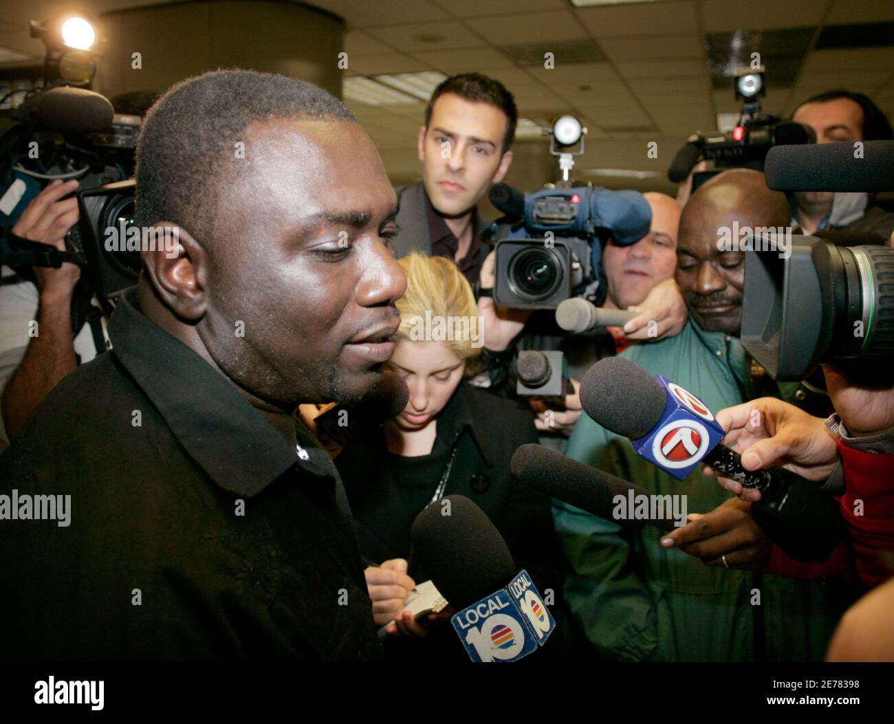 American Airlines Miami Terminal High Resolution Stock Photography and ...