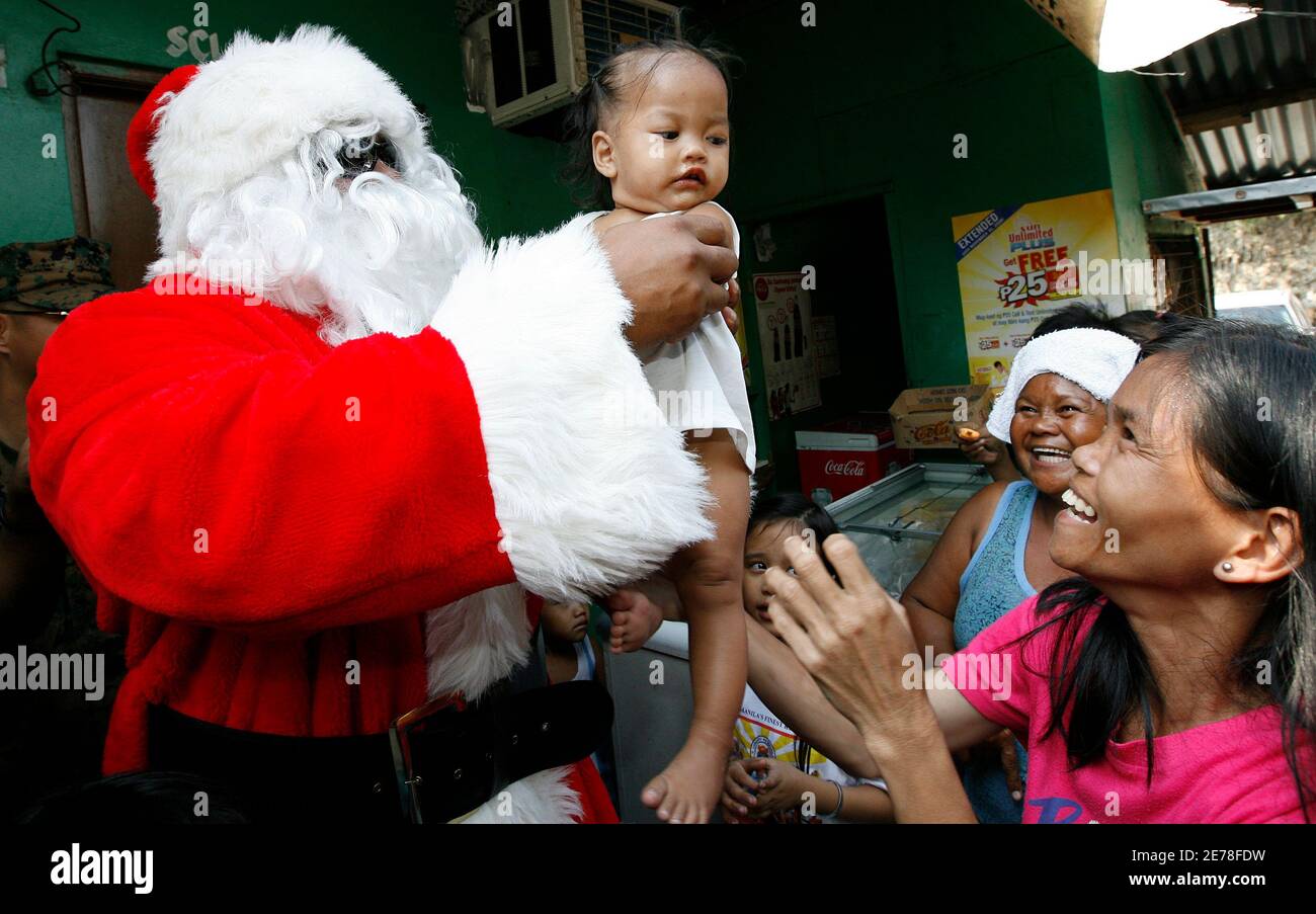 Operation santa claus hi-res stock photography and images - Alamy