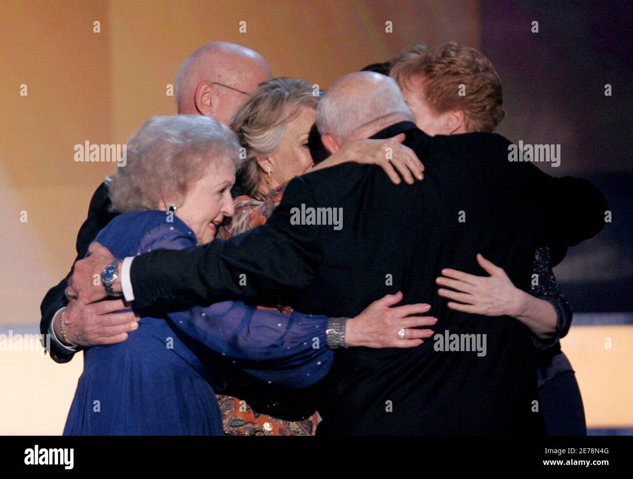 Cloris leachman betty white hi-res stock photography and images - Alamy