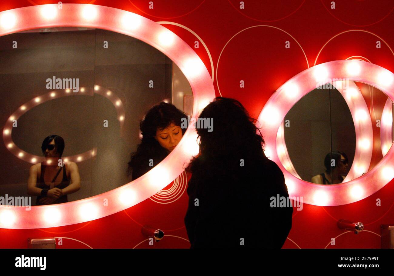 Scantily dressed woman hi-res stock photography and images - Alamy