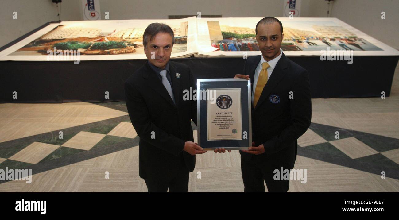 Guinness world record certificate hi-res stock photography and images ...