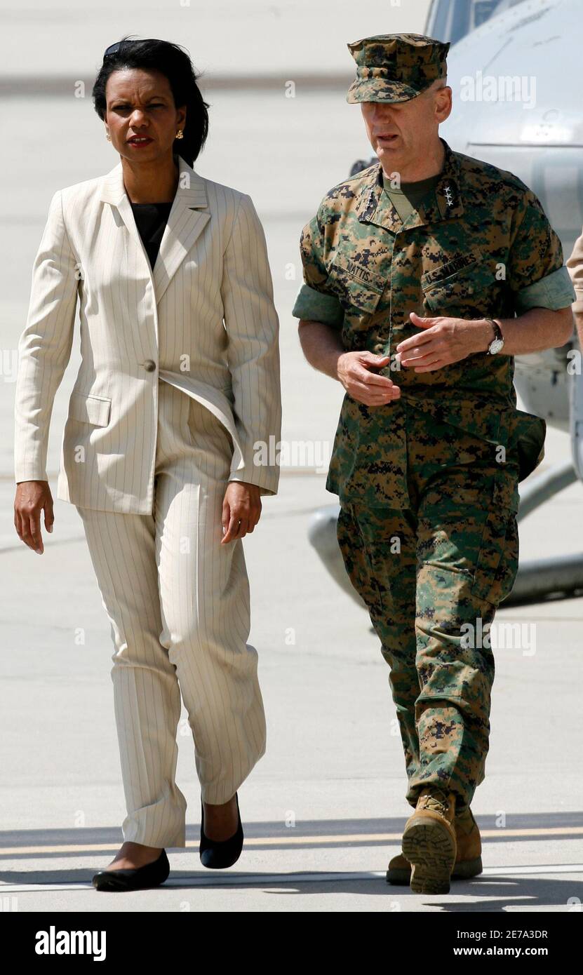 General james mattis 2007 hi-res stock photography and images - Alamy