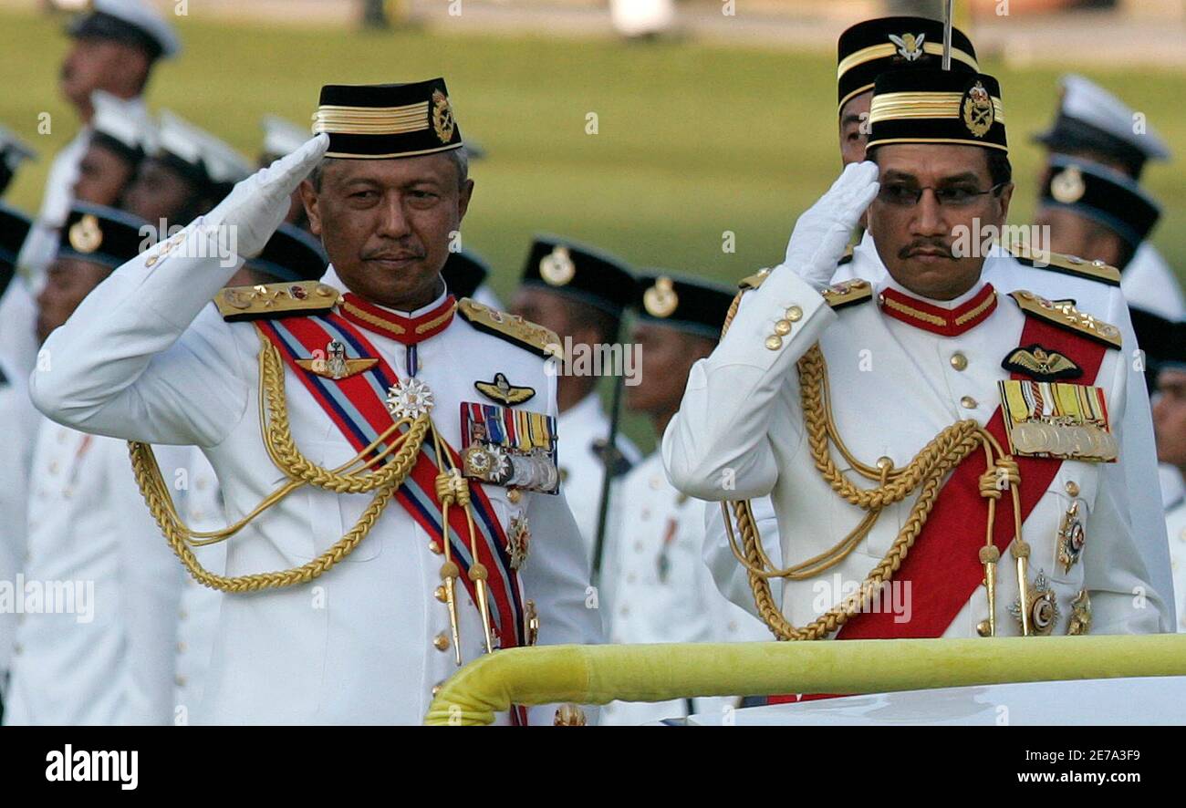 Malay rulers hi-res stock photography and images - Alamy