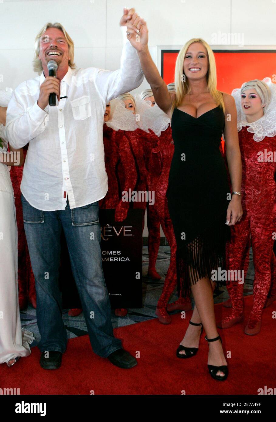 Richard branson chairman virgin group hi-res stock photography and ...