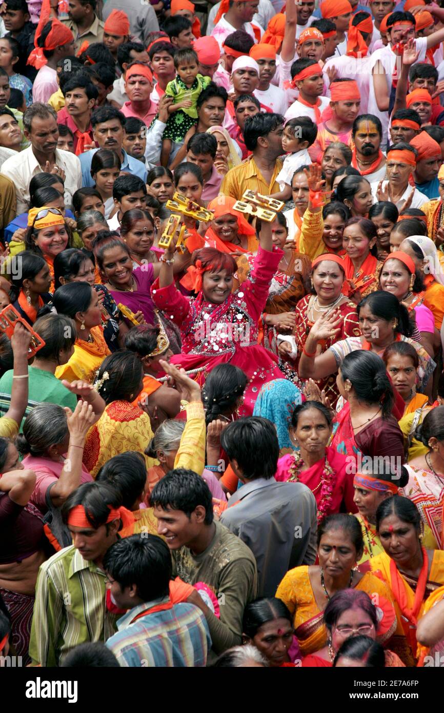 Krishna india mathura birthplace hi-res stock photography and images ...