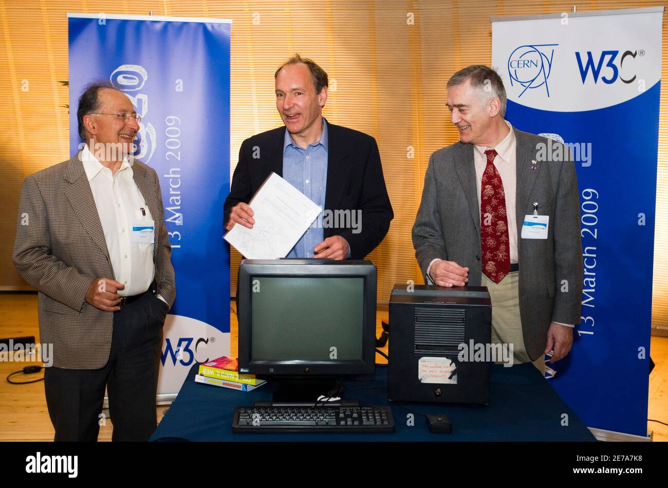 World wide web server cern hi-res stock photography and images - Alamy