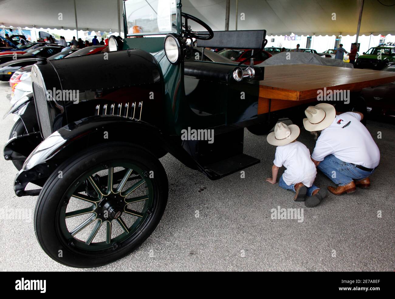 Model t truck hi-res stock photography and images - Alamy
