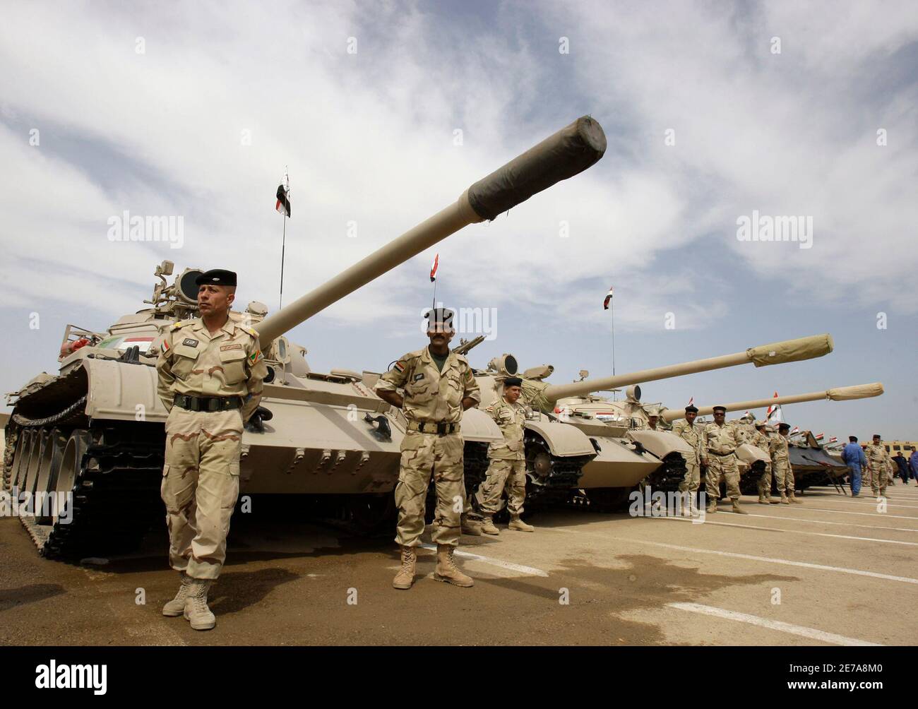 Saddam hussein parade hi-res stock photography and images - Alamy