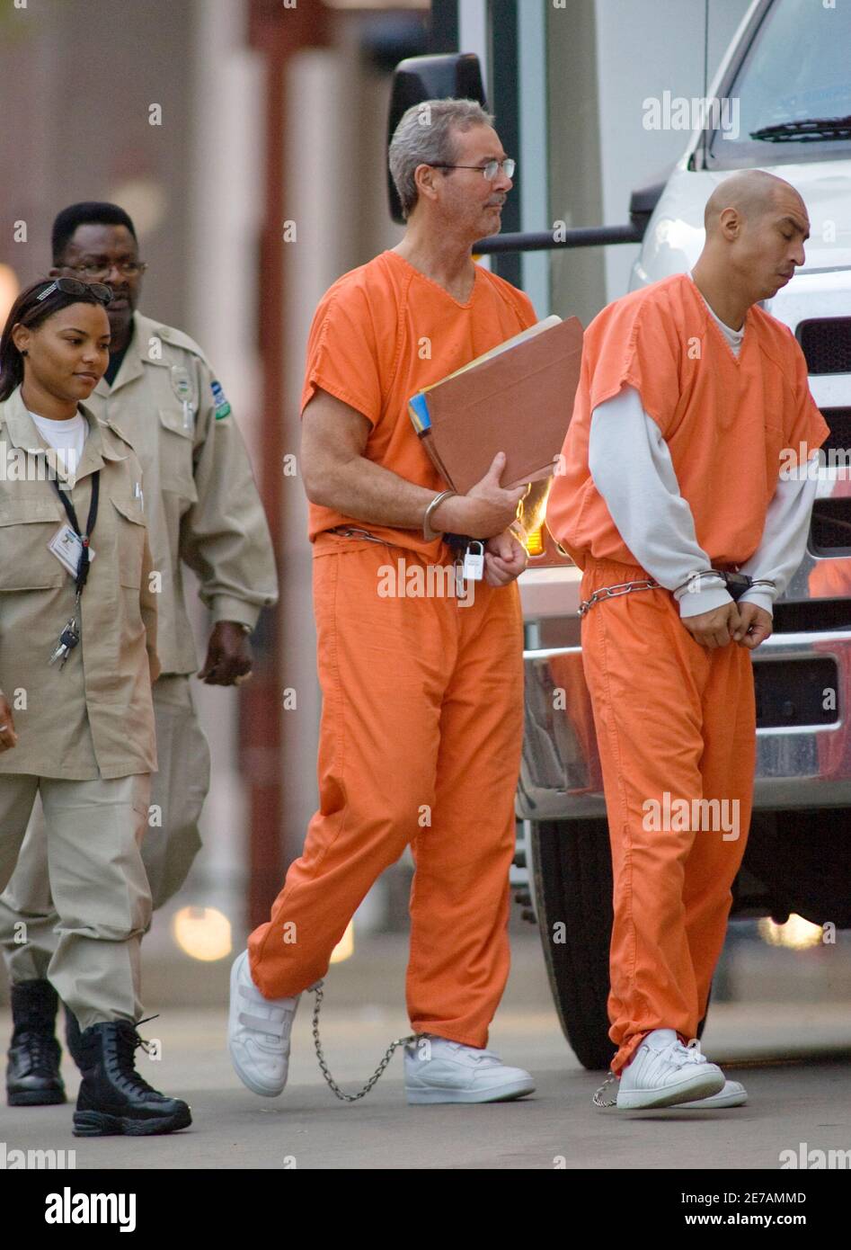 Orange jumpsuit court hi-res stock photography and images - Alamy
