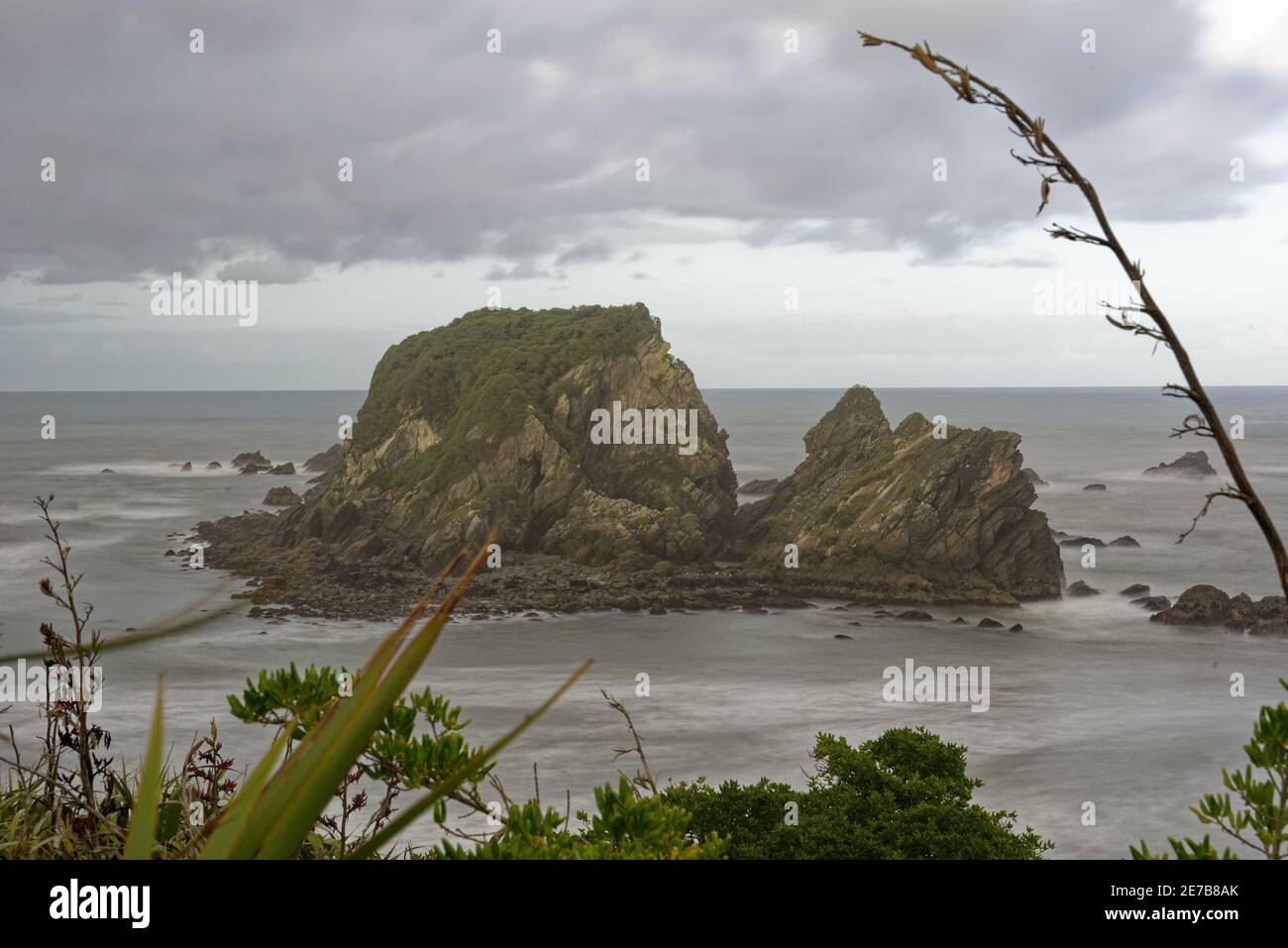 Rugged beach along the West Coast of the South Island, New Zealand ...