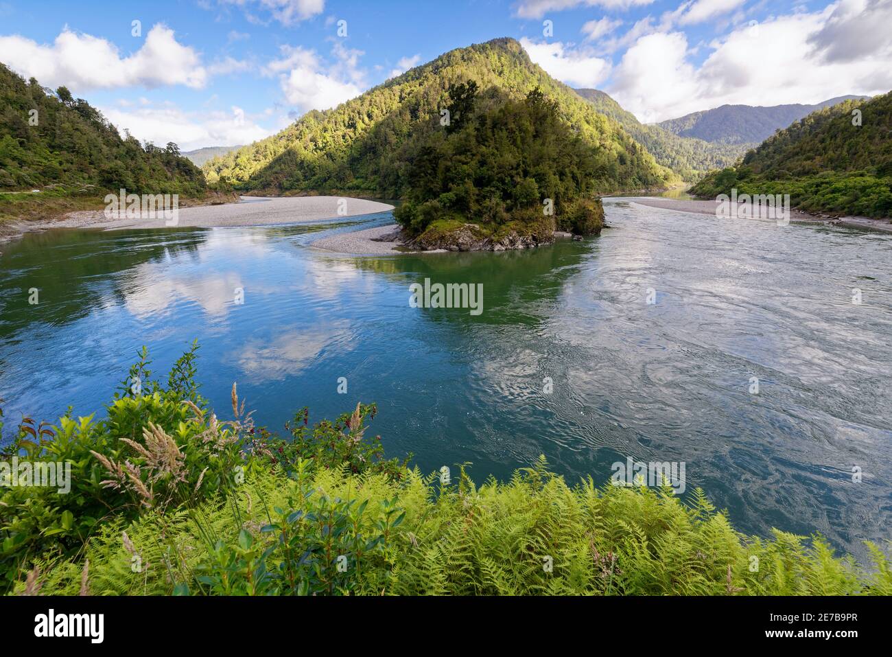The Buller Gorge, a scenic river valley following the Buller River ...