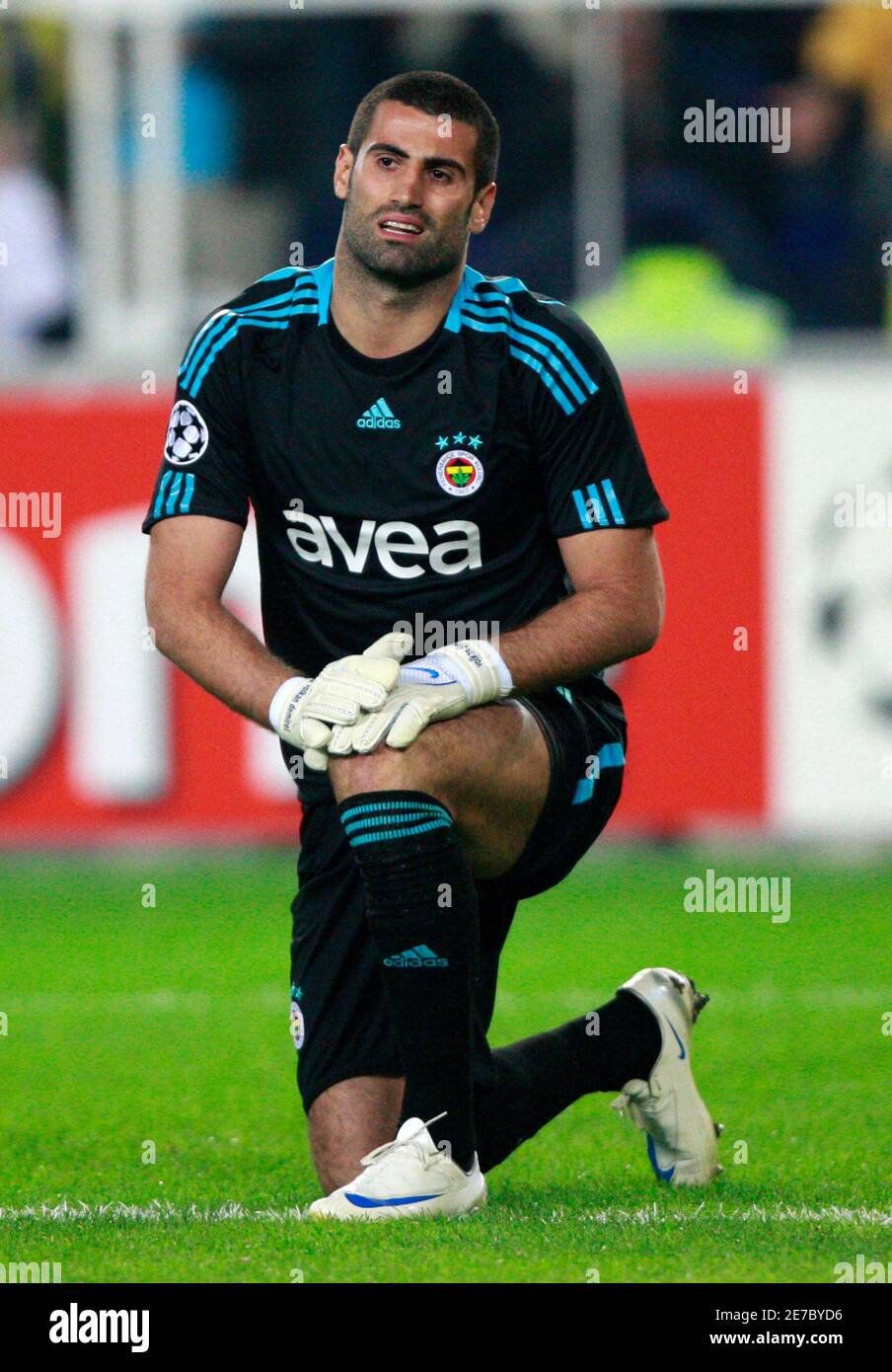 Fenerbahce Goalkeeper High Resolution Stock Photography and Images - Alamy