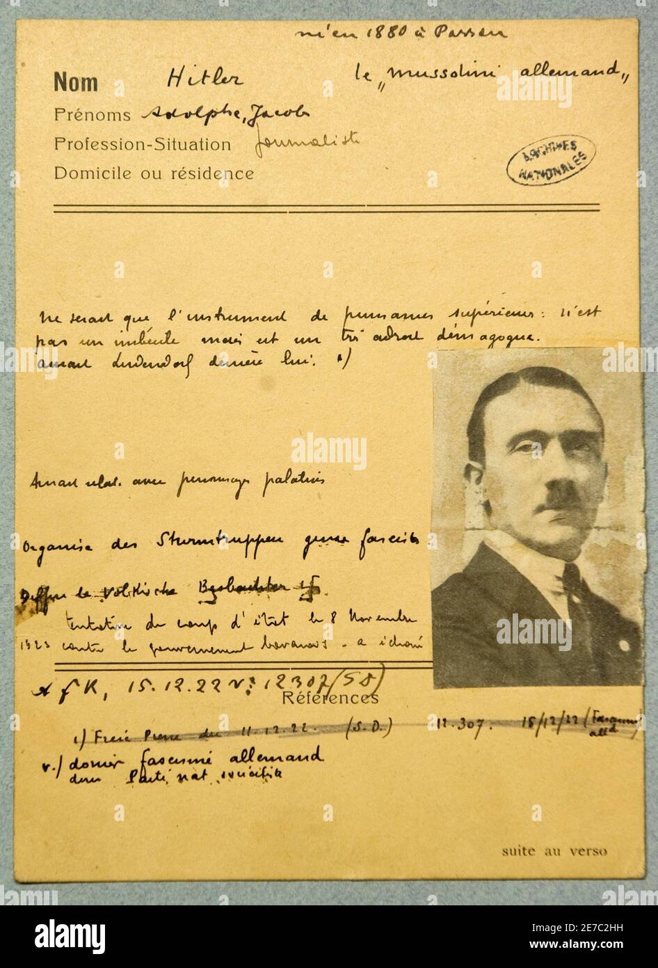 Adolf hitler in paris france hi-res stock photography and images - Alamy