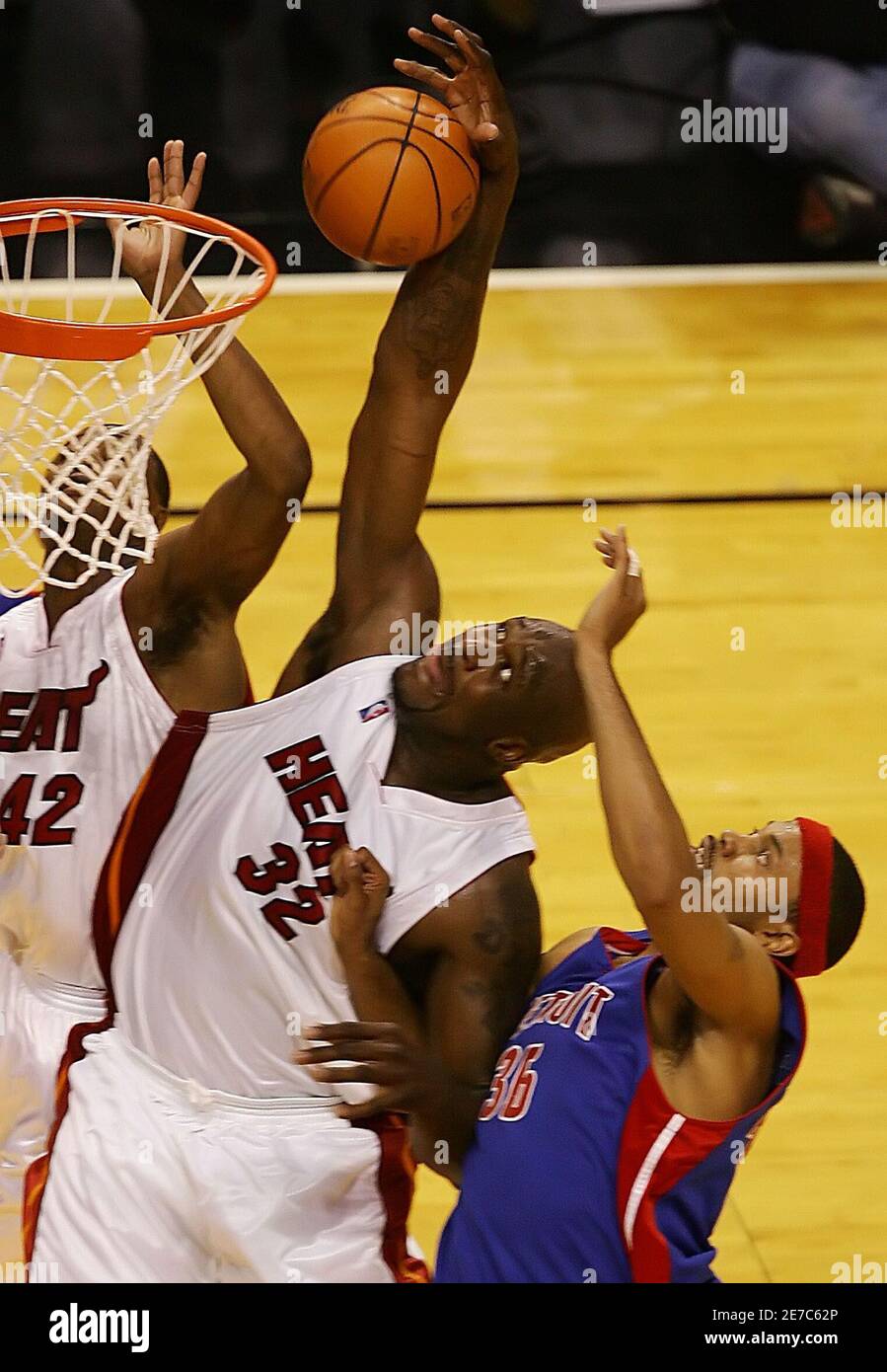 Shaquille o’neal match hi-res stock photography and images - Alamy