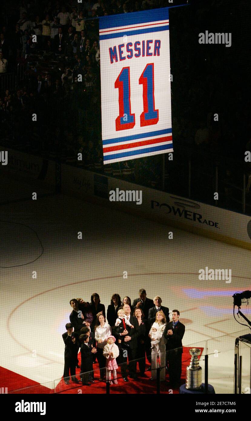 Messier 11 hi-res stock photography and images - Alamy